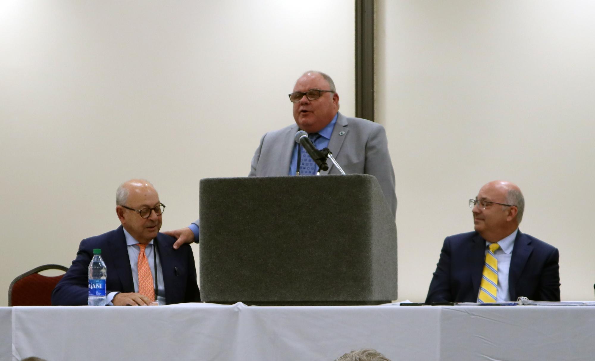 Tennessee Municipal League elects Henderson Mayor King as President ...