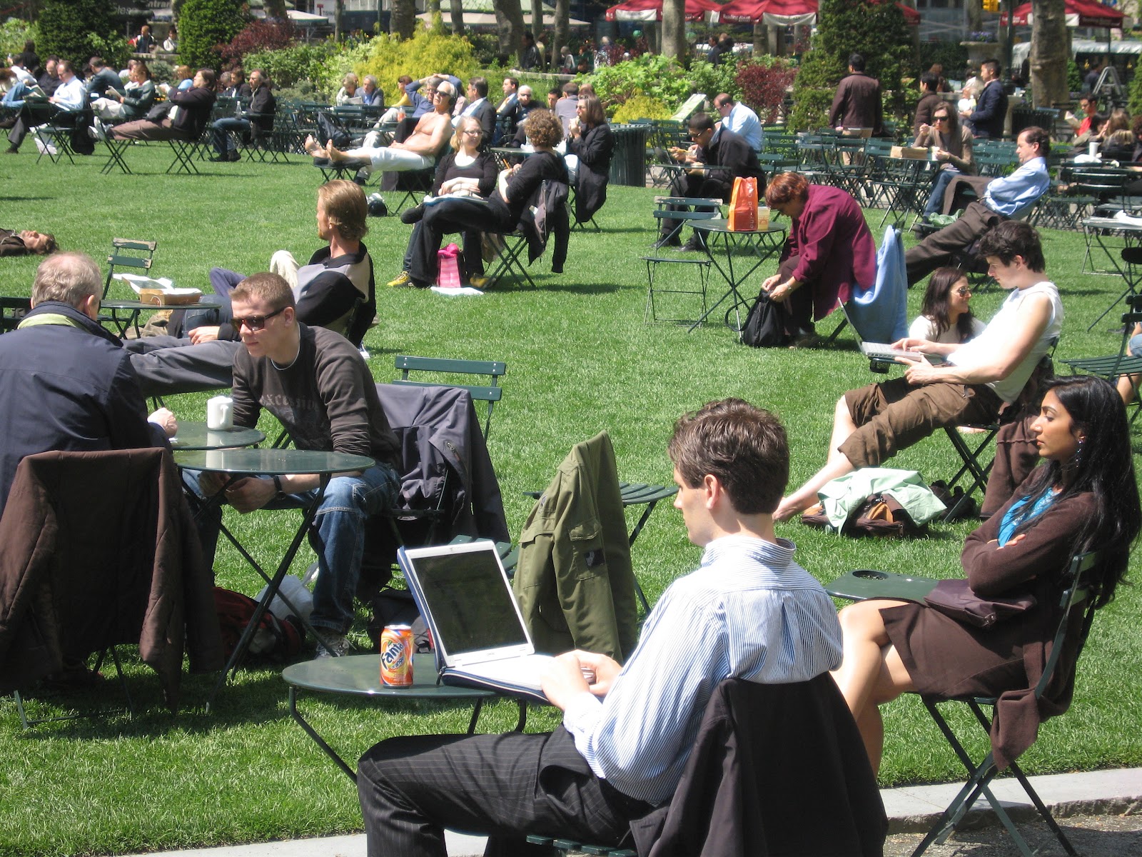 Cities finding new ways to integrate tech into public spaces ...