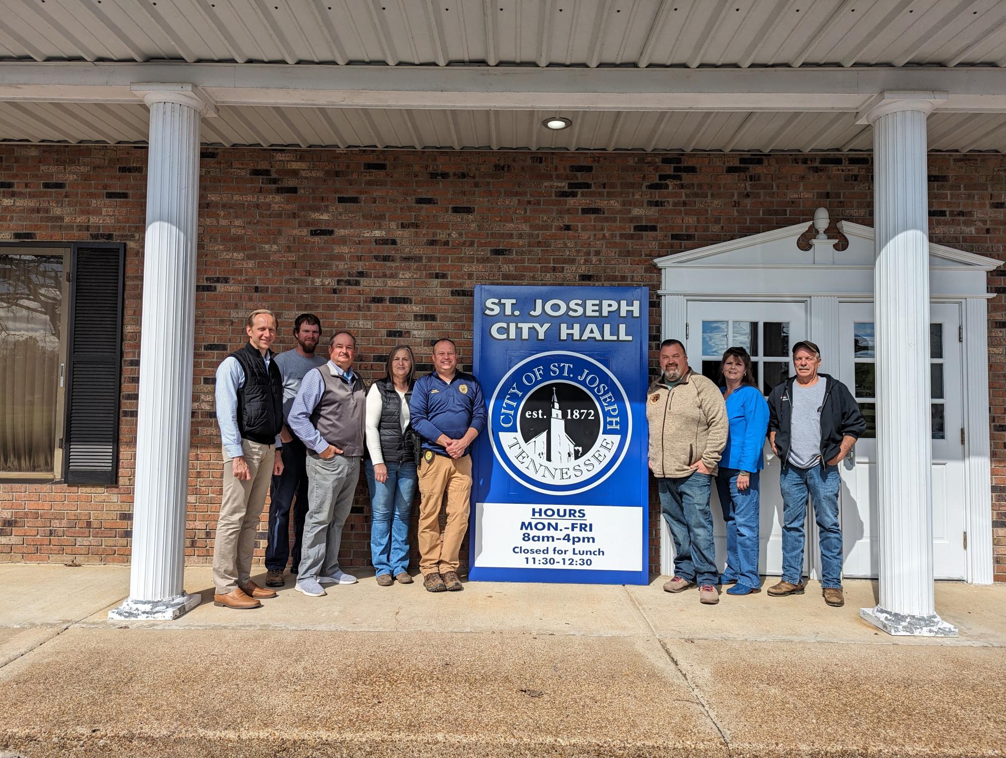 St. Joseph cuts ribbon on new city hall | Tennessee Town & City ...